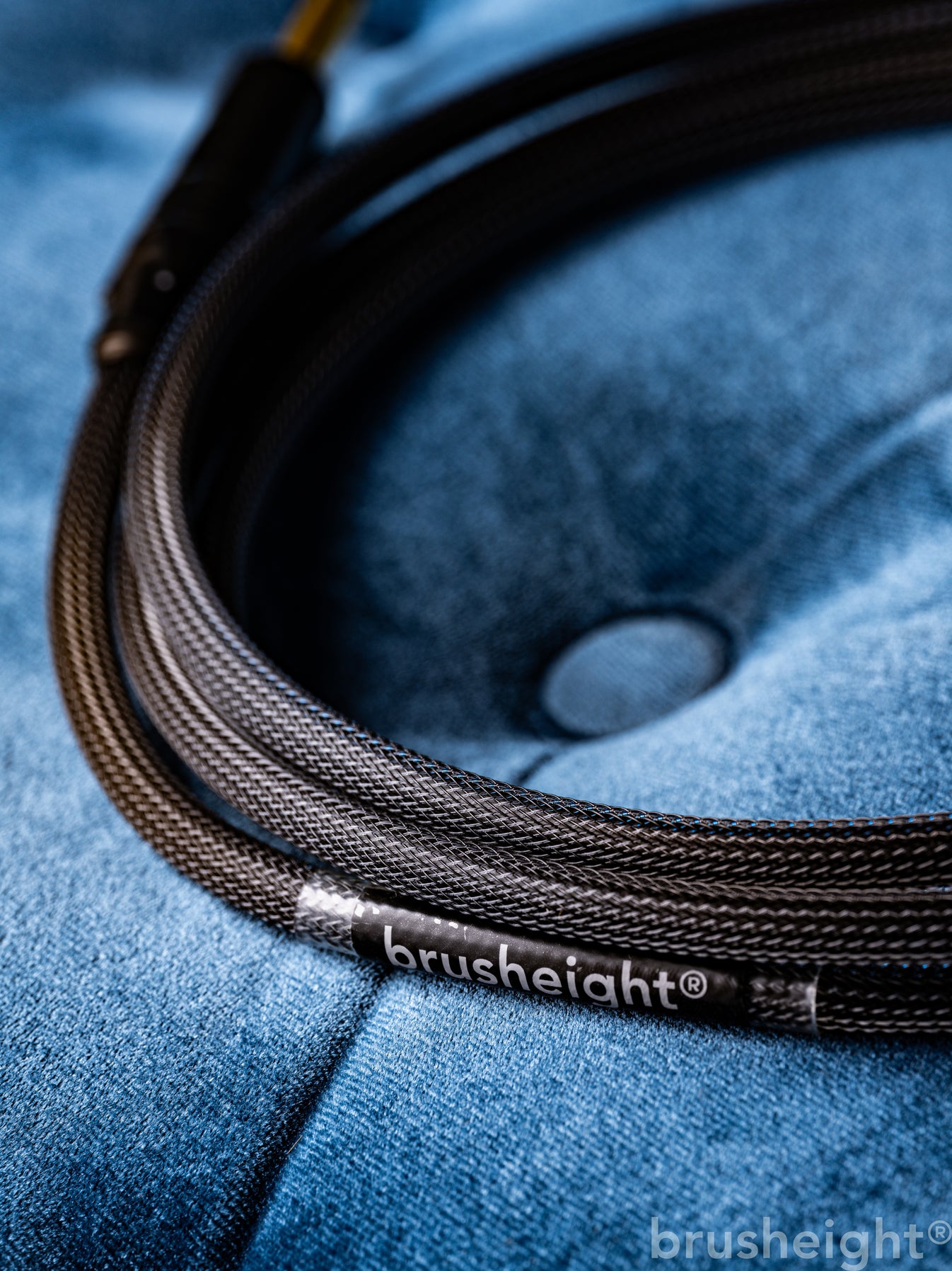 MOGAMI 2524 "Brush eight STYLE4" Cable Ver2.0 Black – brusheight